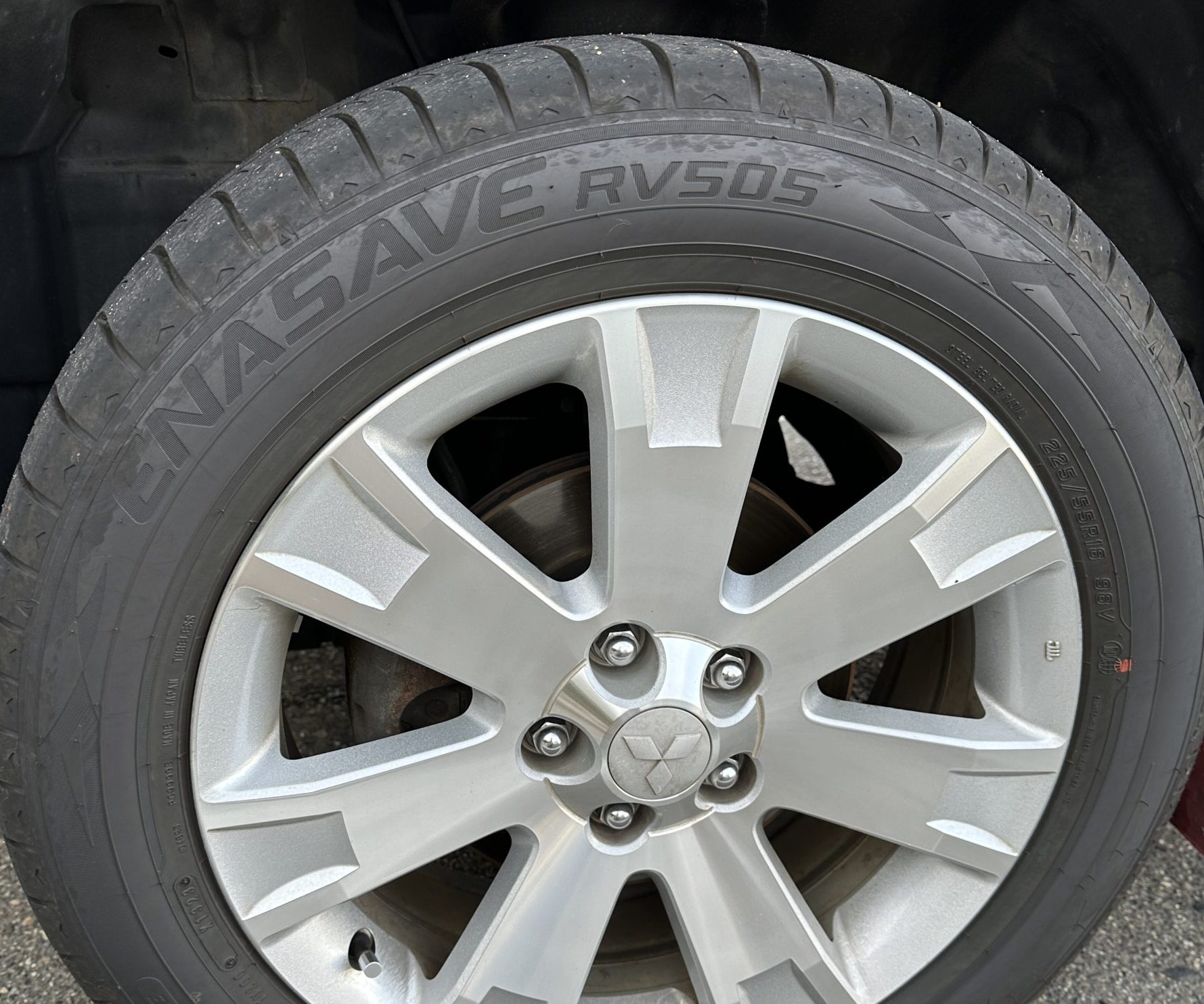 ダンロップ ENASAVE RV505の評価は？ 実際に使用して感じた良い点、イマイチな点を徹底解説！ | motomoro-style@RX-8、デリカD:5乗りブログ